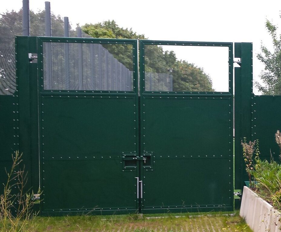 358 vehicle gates | Zaun | ESI External Works