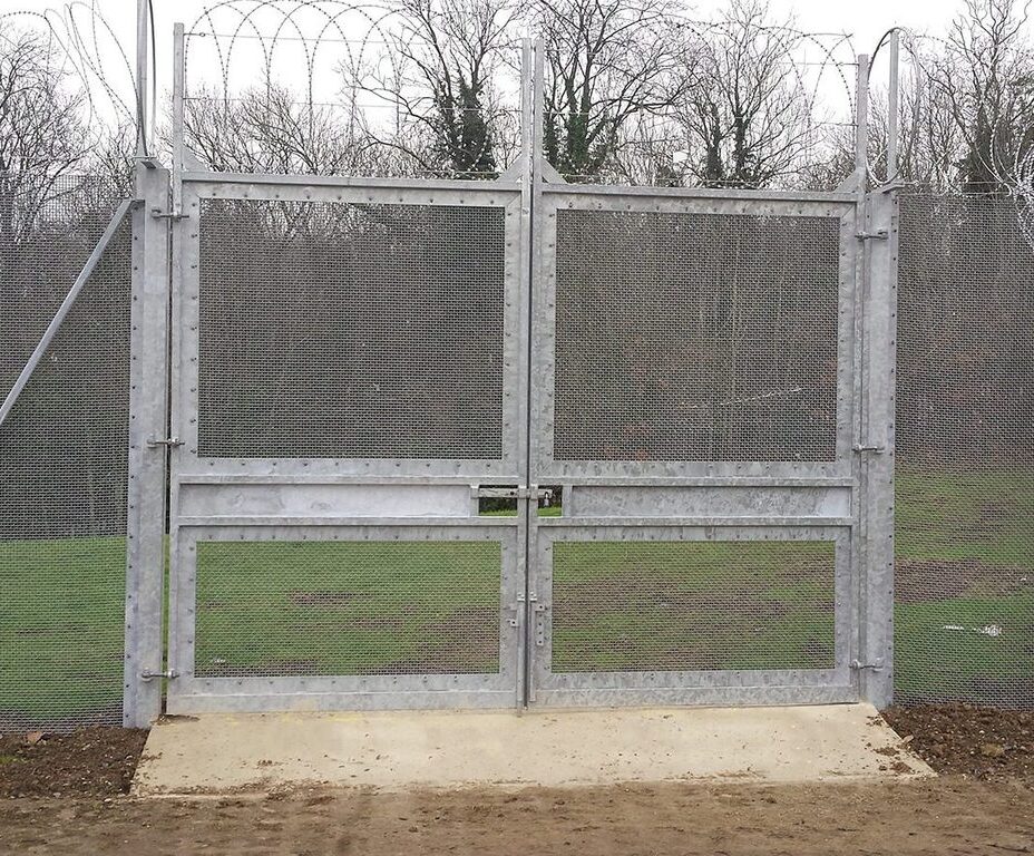 358 vehicle gates | Zaun | ESI External Works