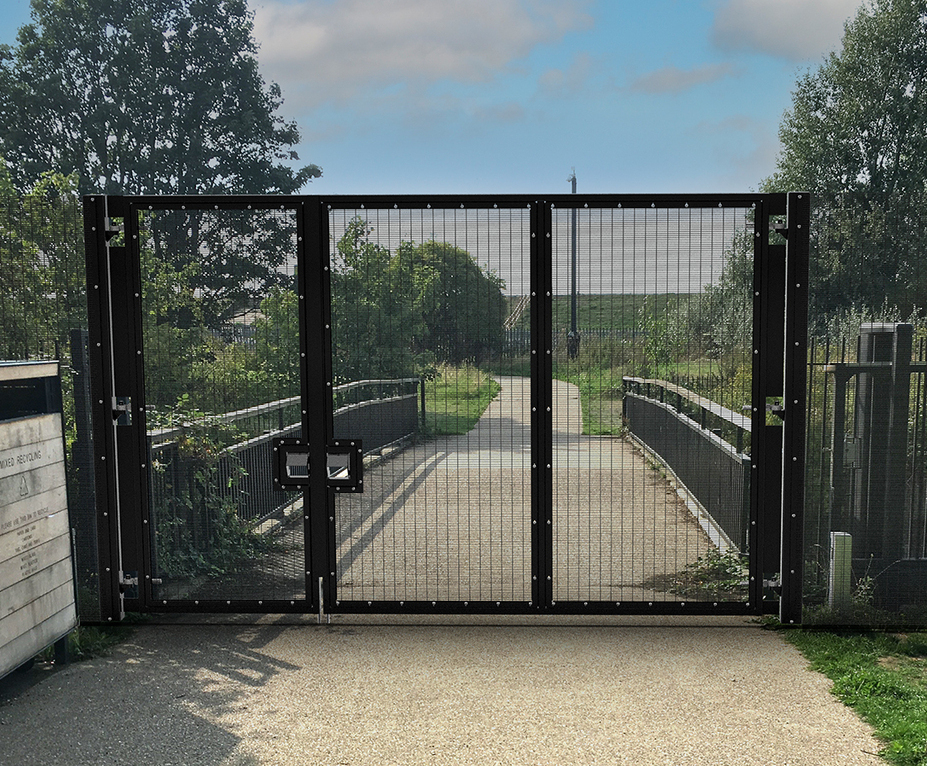 358 vehicle gates | Zaun | ESI External Works