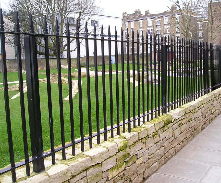 Westminster vertical bar steel railing | Alpha Rail | ESI External Works