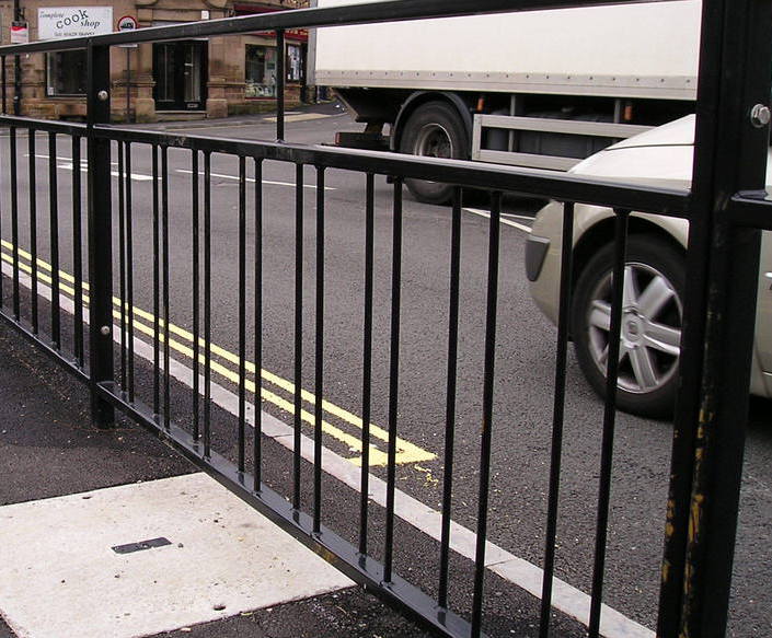 Standard galvanised steel pedestrian guardrail | Alpha Rail | ESI ...