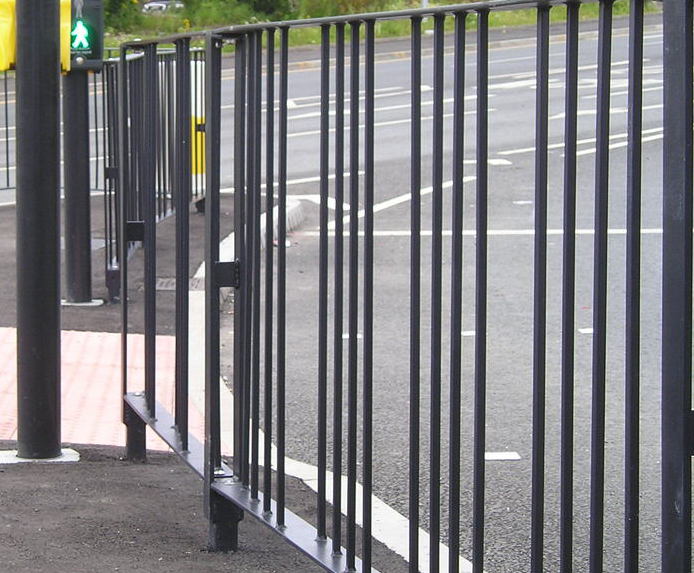 Optirail™ galvanised steel pedestrian guardrail system | Alpha Rail ...