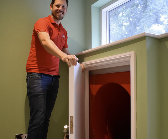 Bespoke indoor tube slide installed in family home | eibe Play Ltd ...