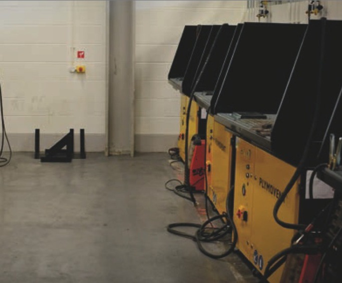 Downdraft tables remove welding fumes at Furness College | Plymovent ...