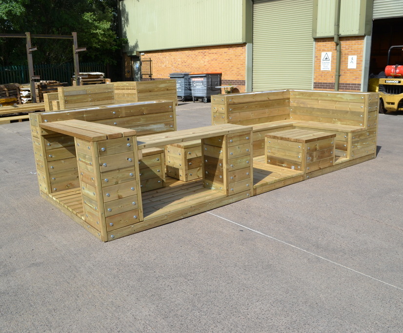 Grenadier planter / seating - Parklet unit 02 | Street Design | ESI ...