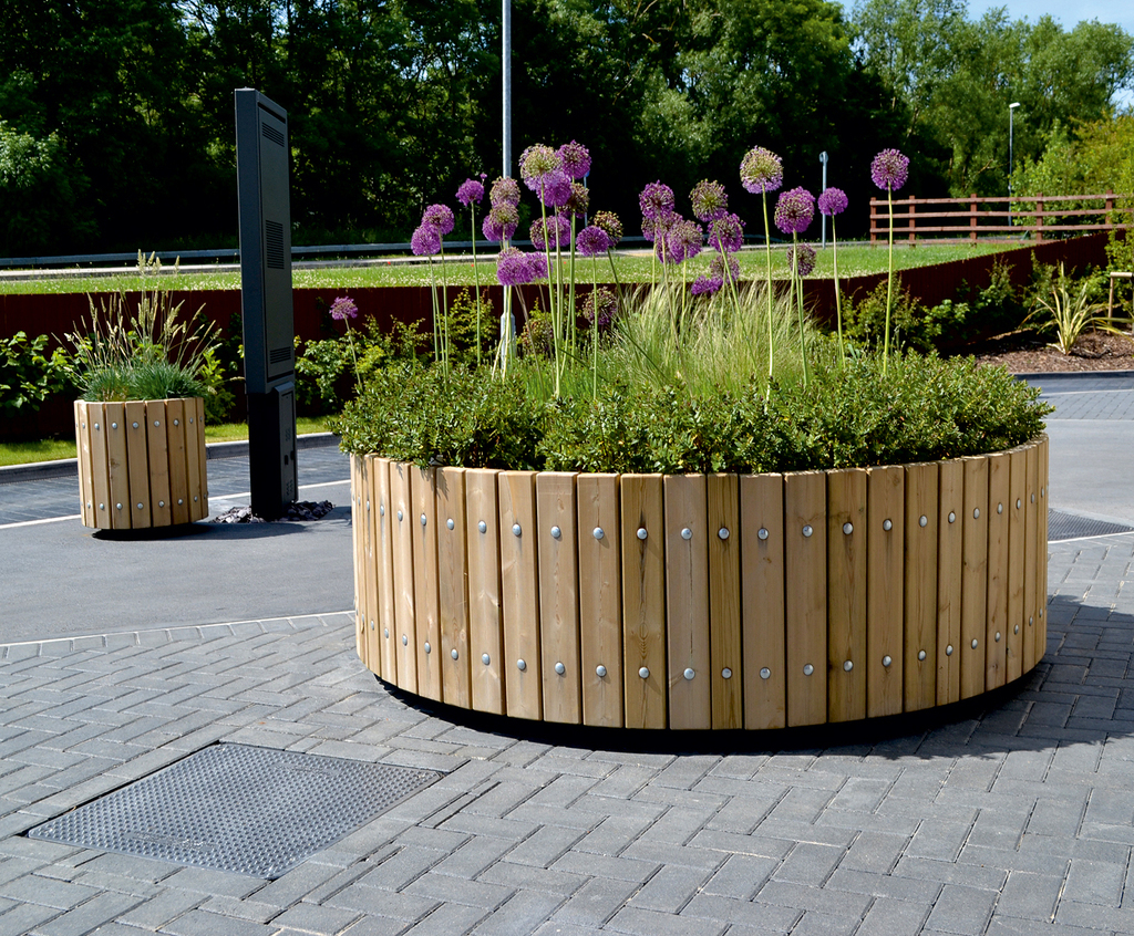 Swithland circular FSC timber tree planters | Street Design | ESI ...