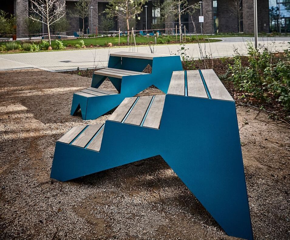 STOOP bench | Vestre Ltd | ESI External Works