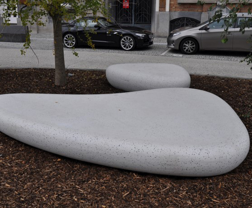 Cast stone seating for Rive Gauche commercial centre | URBASTYLE® | ESI ...