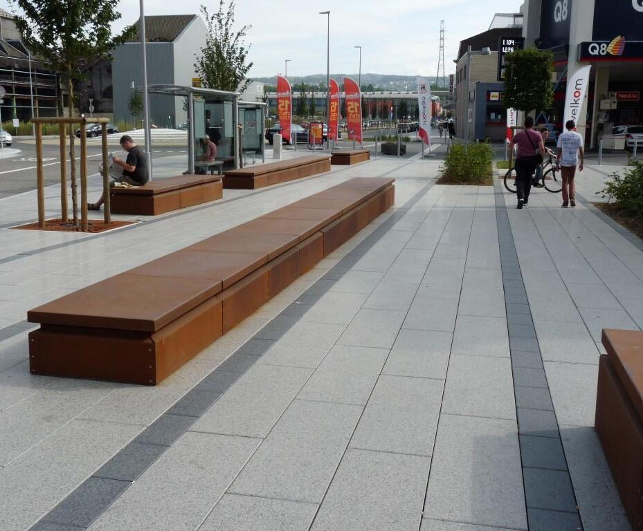 Concrete paving slabs and benches for public square | URBASTYLE® | ESI ...