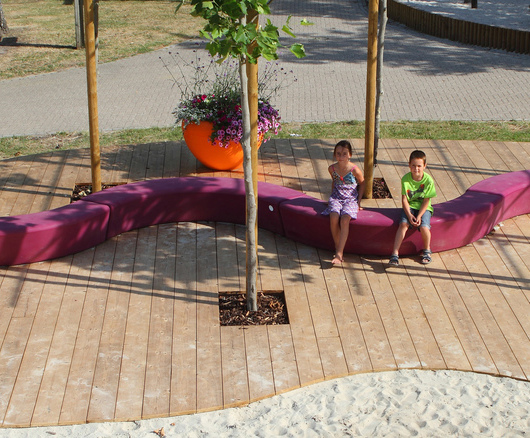 Loop Arc recycled plastic curved benches by out-sider | Artform Urban ...