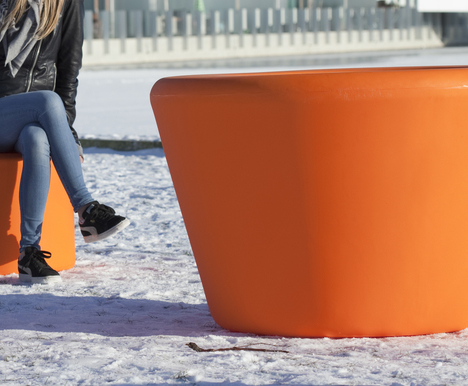 Loop Cone polyethylene outdoor table | Artform Urban Furniture | ESI ...