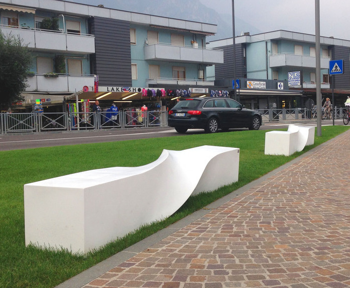 S Bench by LAB23 | All Urban | ESI External Works