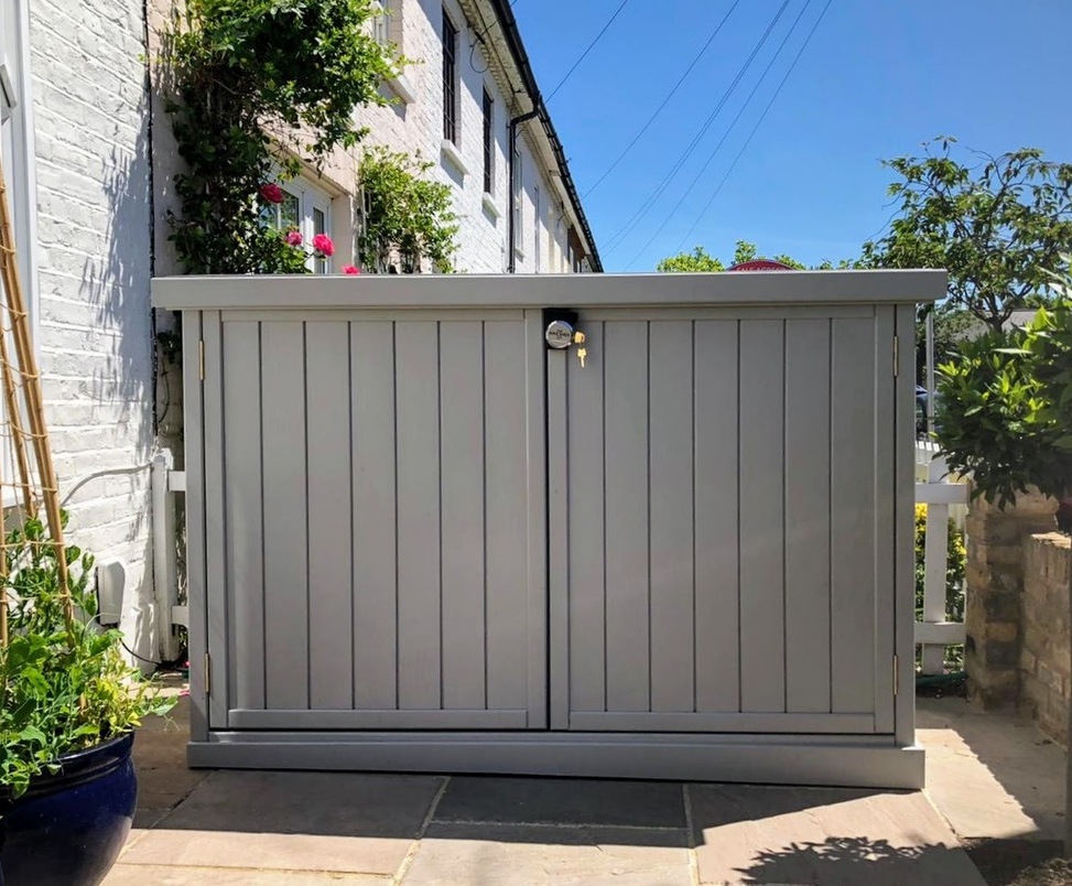 Pedalbase 3 solid timber bike shed | The Bike Shed Company | ESI ...