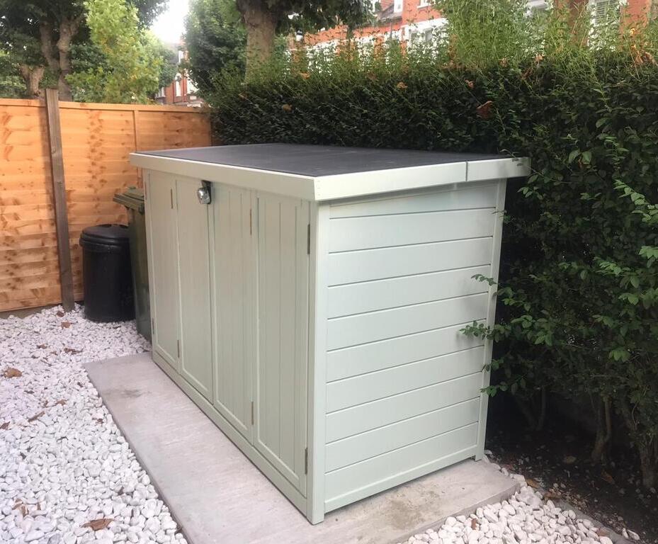 Pedalbase 3 solid timber bike shed | The Bike Shed Company | ESI ...