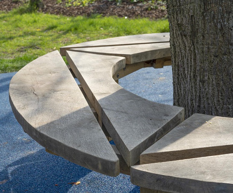 Robinia natural play structures, Burgess Park Playground | Duncan ...