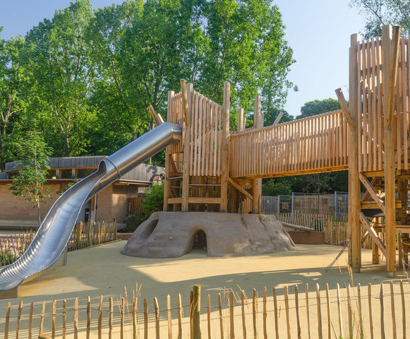 Bespoke oak and robinia timber play towers, Holland Park | Duncan ...