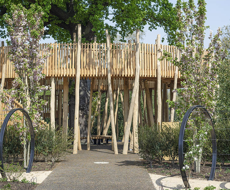 Oak Tree Circle timber play structure - Kew Gardens | Duncan & Grove ...