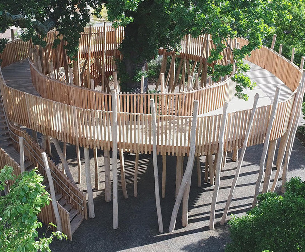 Oak Tree Circle timber play structure - Kew Gardens | Duncan & Grove ...