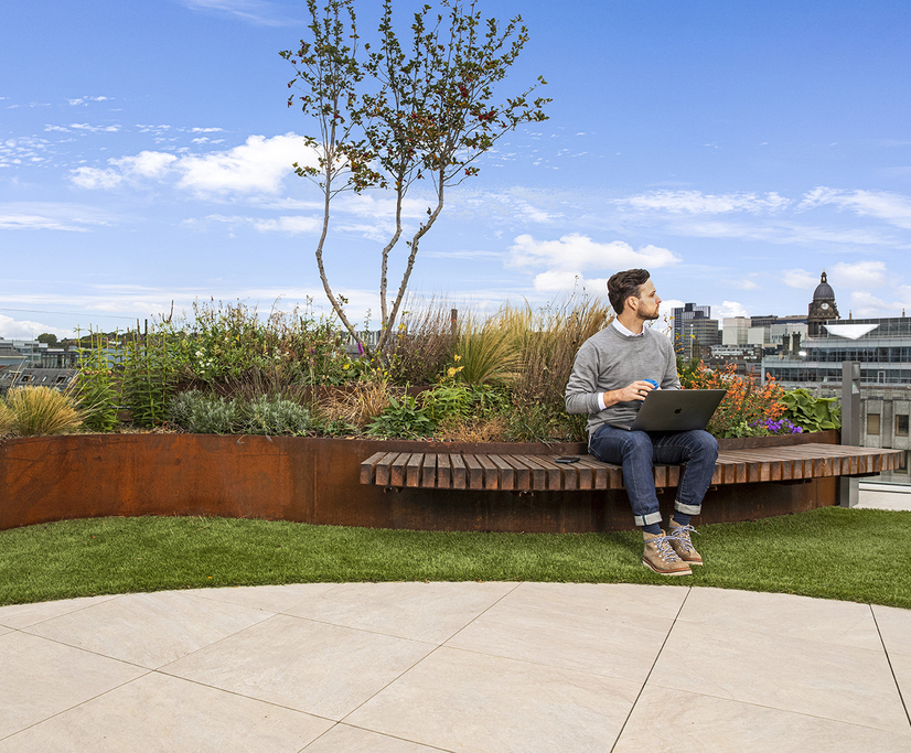 Atria - porcelain tiles for terraces and roof gardens | Raaft | ESI ...