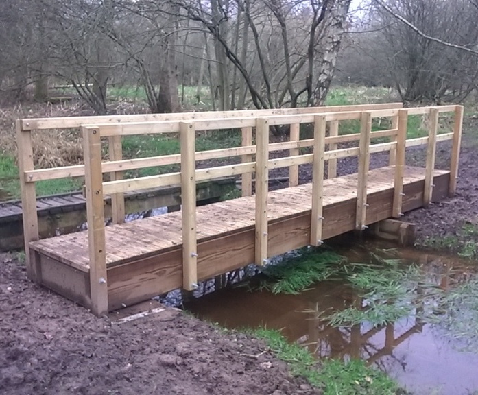 Pedestrian timber bridges | Countrywide Access installations | ESI ...
