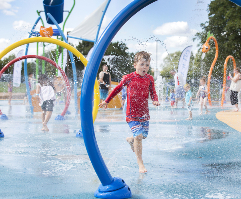 Splash 'n' Play at Willen Lake | Ustigate Waterplay | ESI External Works