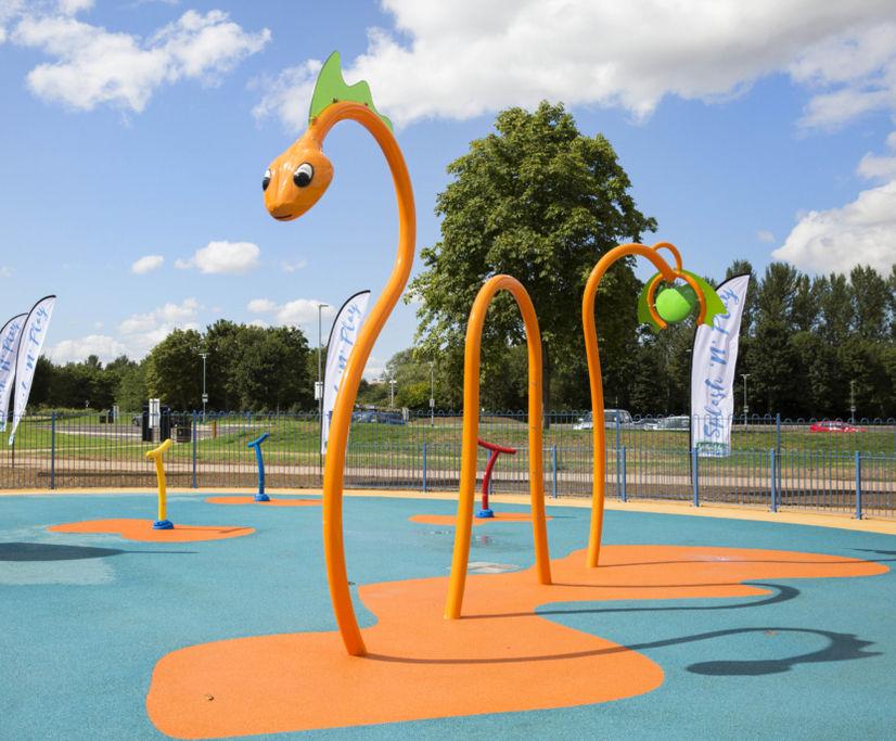 Splash 'n' Play at Willen Lake | Ustigate Waterplay | ESI External Works