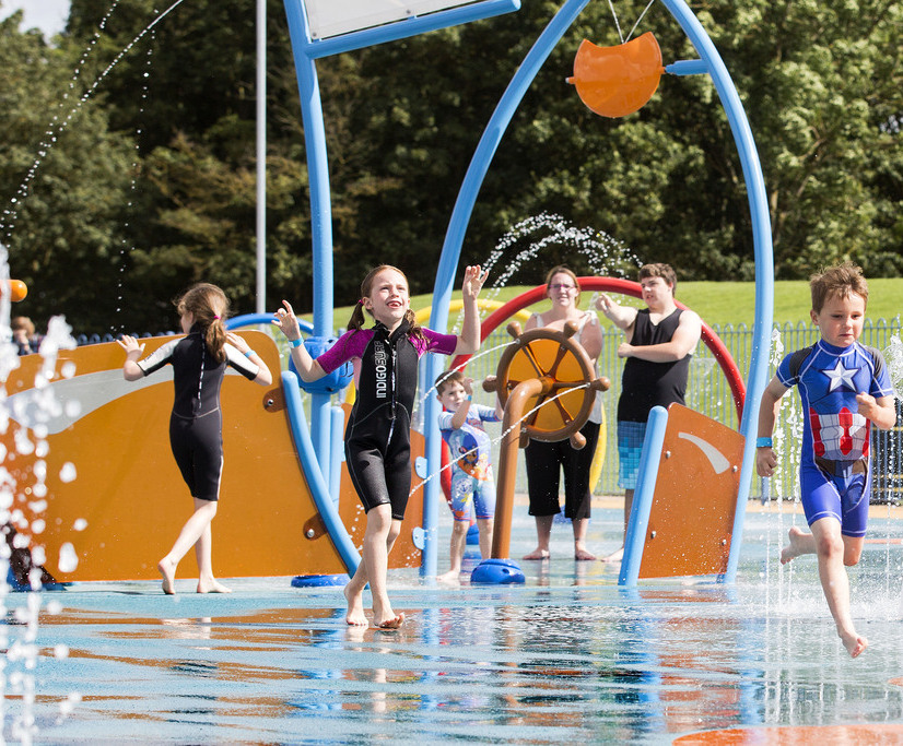 Splash 'n' Play at Willen Lake | Ustigate Waterplay | ESI External Works