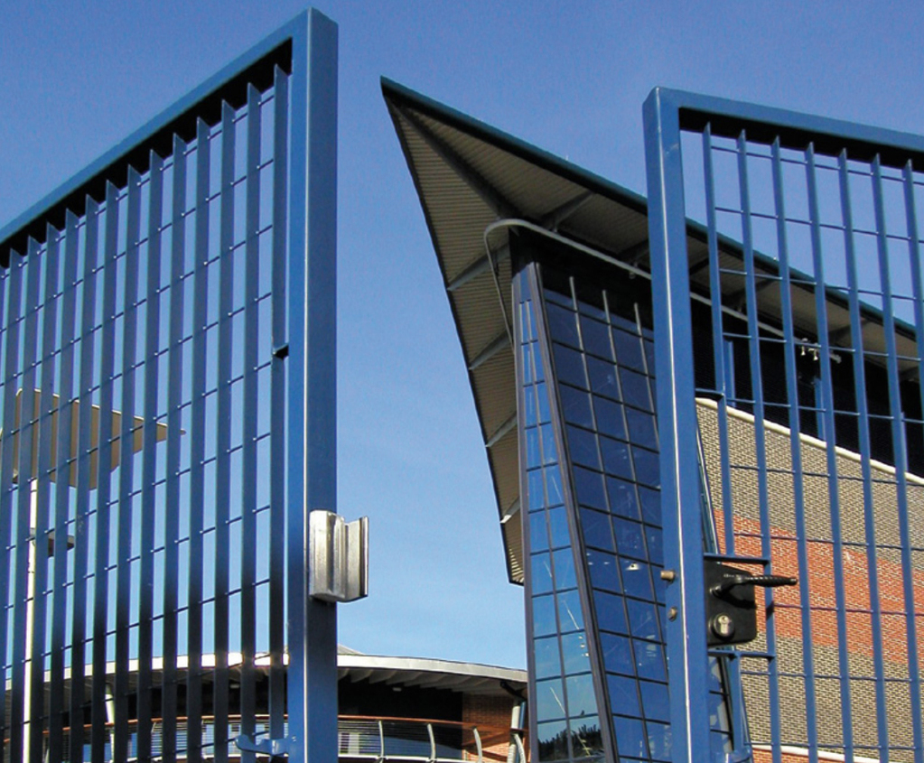 Steel grating gates | Lang+Fulton | ESI External Works