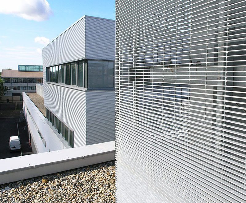 Architectural grating screens - Suffolk New College | Lang+Fulton | ESI ...