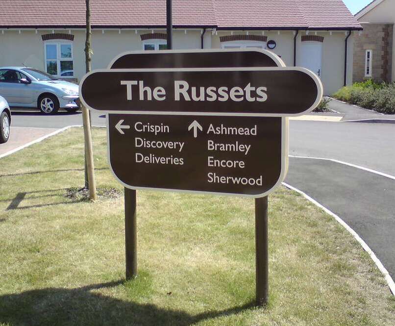 Bespoke post-mounted signs | Ward Signs | ESI External Works