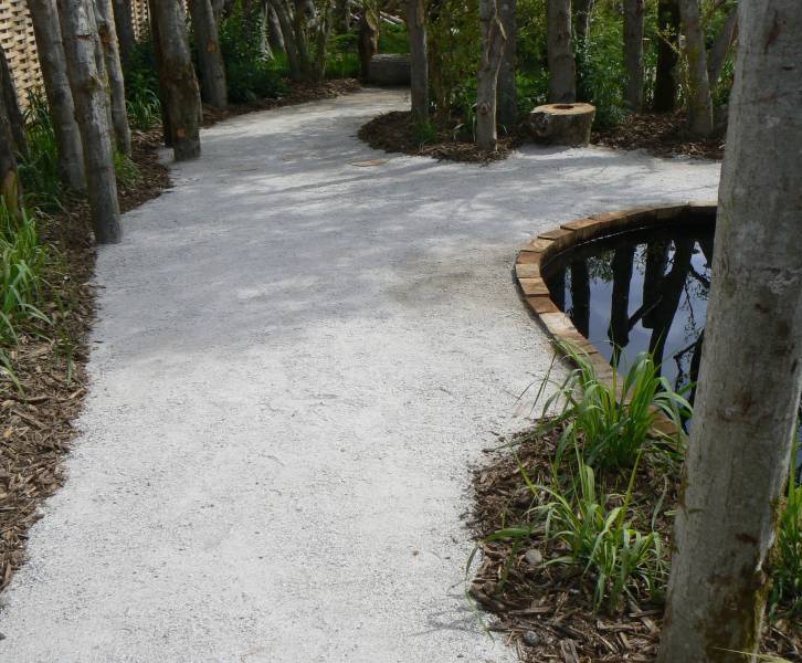 CEDEC® Silver granite footpath gravel | CED Stone Group | ESI External ...
