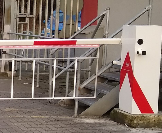 Automatic barriers with LED strip traffic lights on boom | Frontier ...