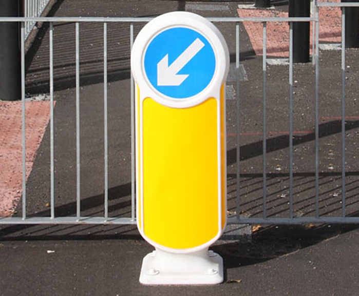 Rebound Signmaster™ bollard | Glasdon UK | ESI External Works