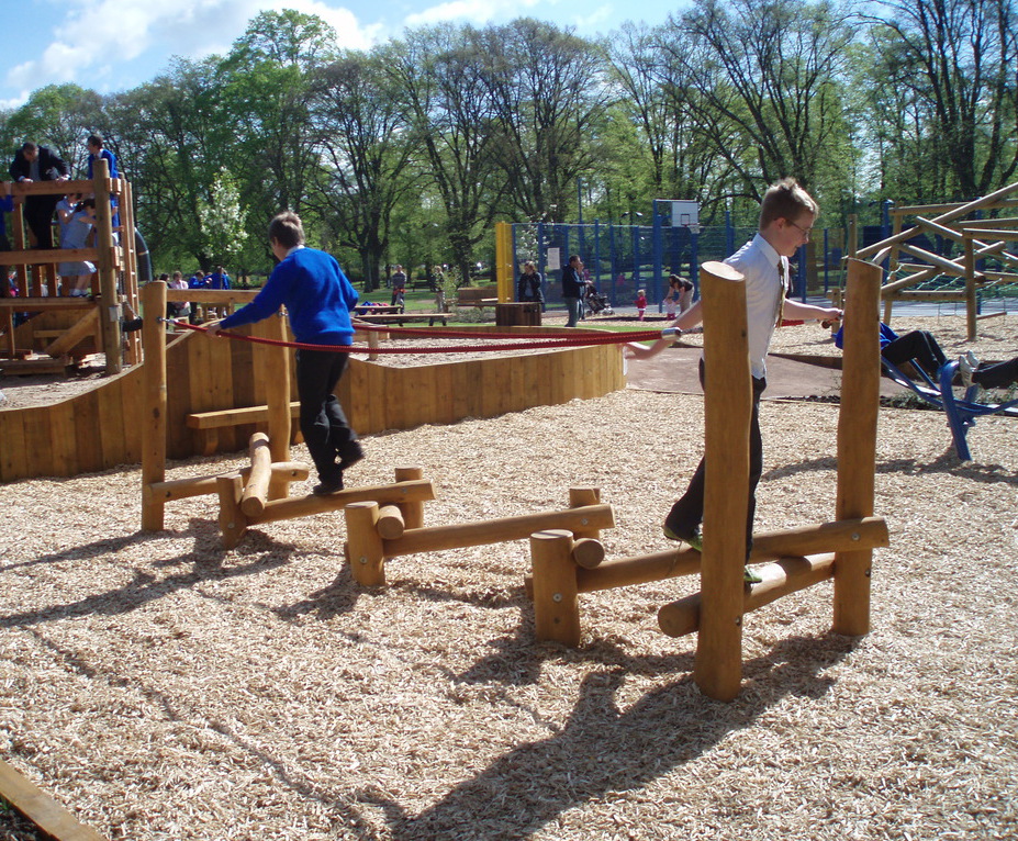 ZigZag Balancing Bridge 906110200R | Jupiter Play | ESI External Works