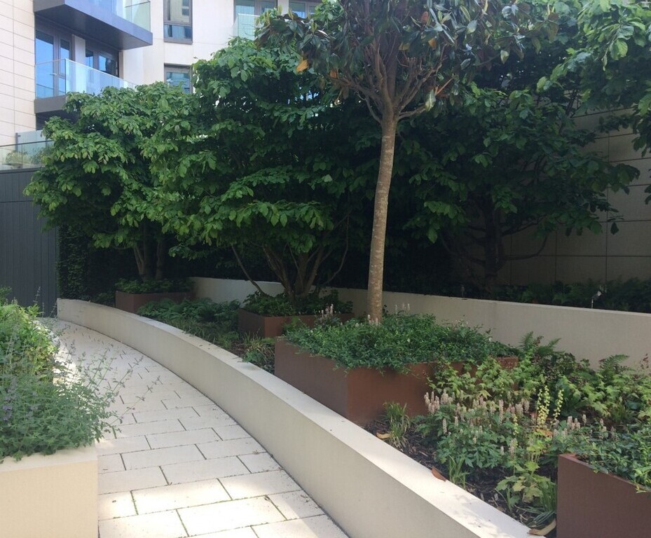 Corten landscape edging - Sovereign Court, Hammersmith | EverEdge | ESI ...