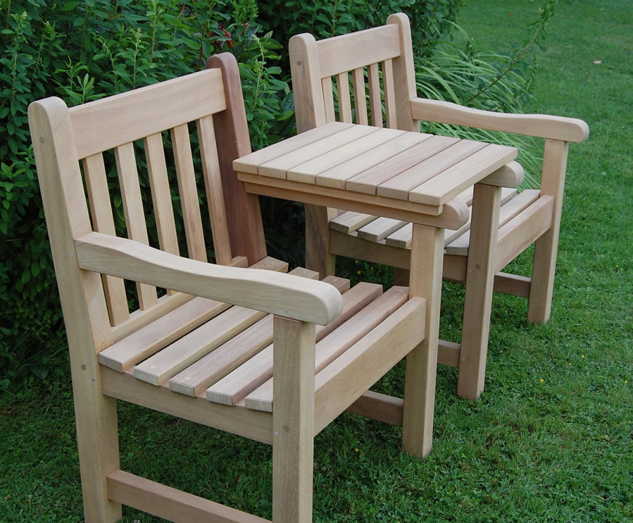 Poplar iroko bench | Branson Leisure | ESI External Works