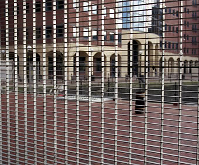 Type N mesh grating | Elefant Gratings | ESI Building Design