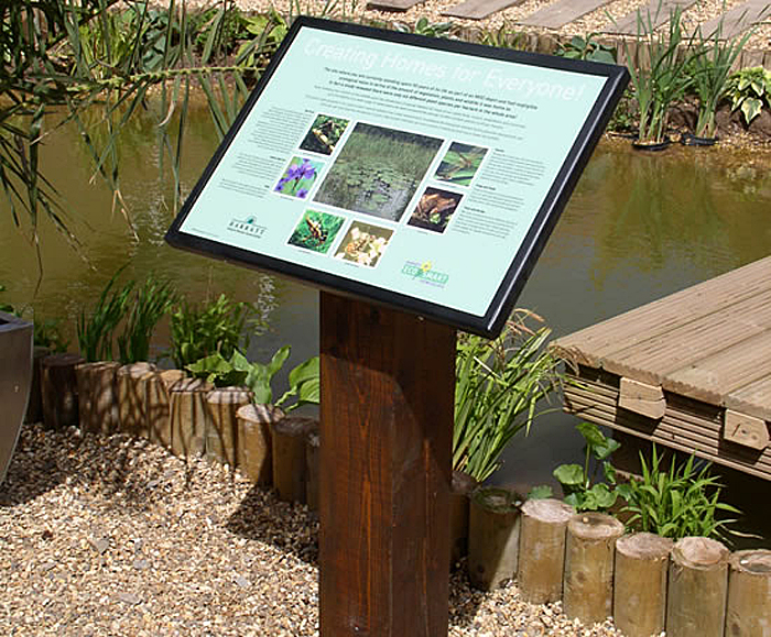 Oak lectern-frame signage | Shelley Signs | ESI External Works