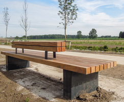 Bank concrete bench | Schellevis | ESI External Works