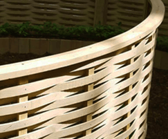 Curved oak fence panels | Quercus UK | ESI External Works