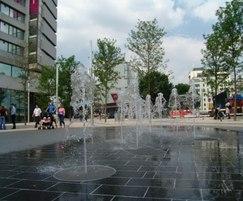 Dry plaza water feature - Lyric Square, Hammersmith | Fountains Direct ...
