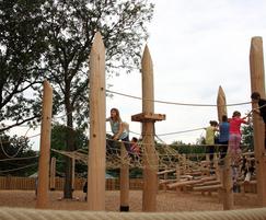 Natural adventure playground, Little Wormwood Scrubs | Timberplay | ESI ...